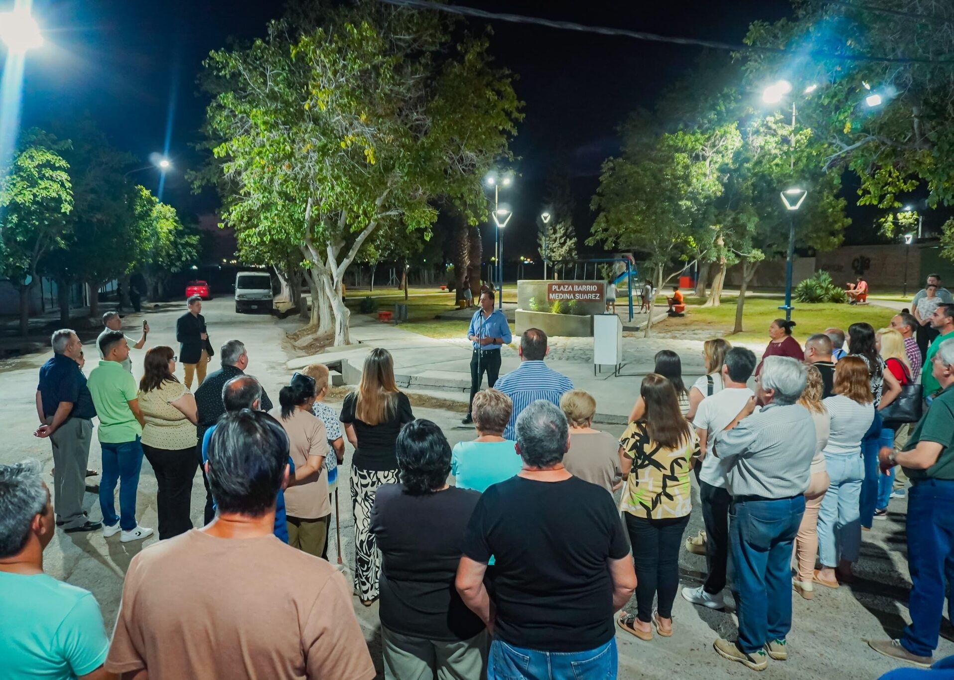 Inauguraciones El intendente Aballay inauguró una nueva Plaza en un ...